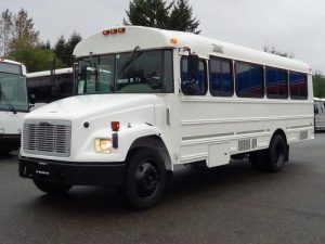 Used 2003 Thomas Freightliner 28 Passenger Commercial Bus B68434 ...
