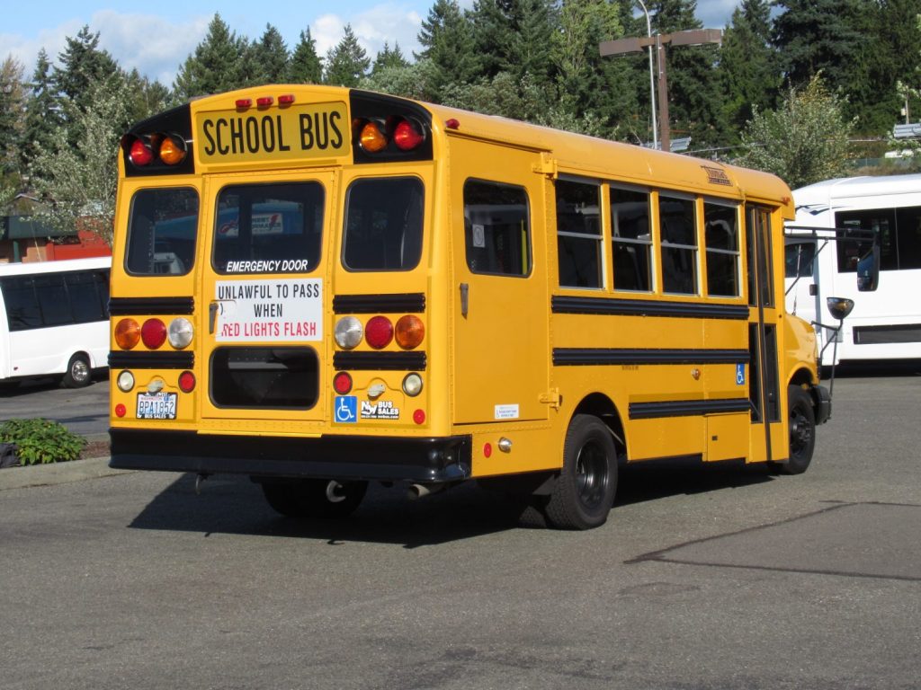 2007 Chevrolet Thomas 12 + 1 ADA School Bus - B02945 | Northwest Bus ...