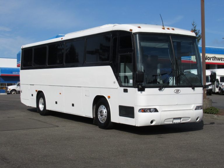 2003 MCI F3500 36 Passenger Coach Bus - C90142 | Northwest Bus Sales, Inc