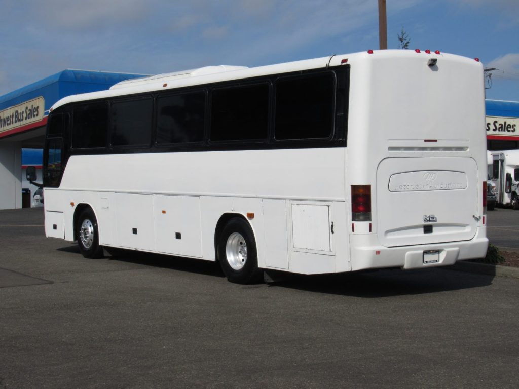 2003 MCI F3500 36 Passenger Coach Bus - C90142 | Northwest Bus Sales, Inc