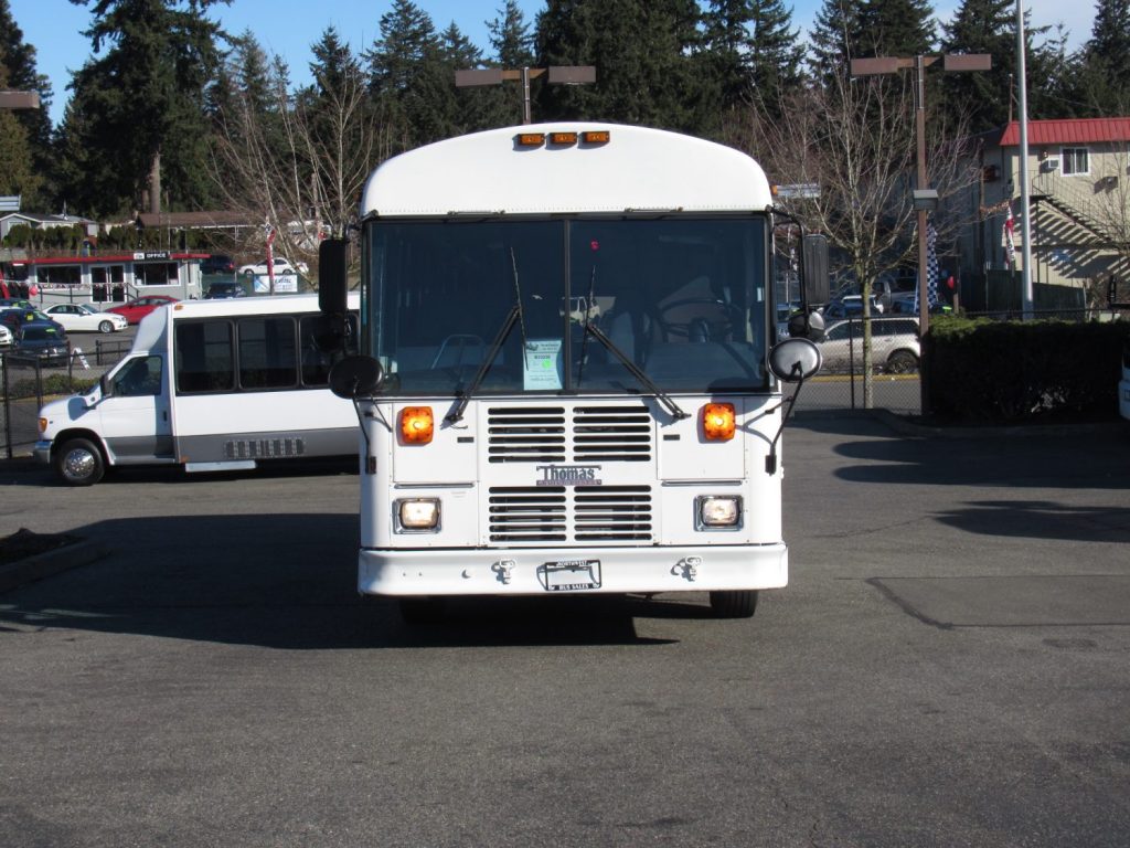 2003 Thomas Front Engine 44 Passenger Commercial Bus - B33236 ...
