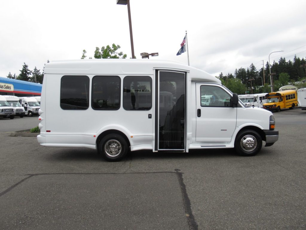 2011 Chevrolet Turtle Top 13 Passenger Shuttle Bus - S16151 | Northwest ...