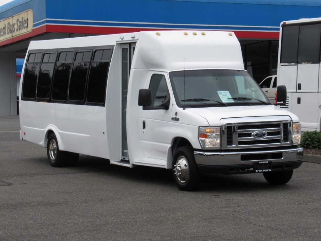 2011 Ford Federal S27 27 Passenger Shuttle Bus - S63522 | Northwest Bus ...