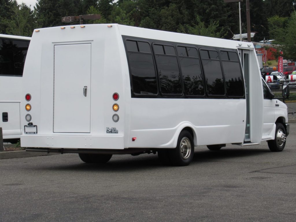 2011 Ford Federal S27 27 Passenger Shuttle Bus - S63522 | Northwest Bus ...