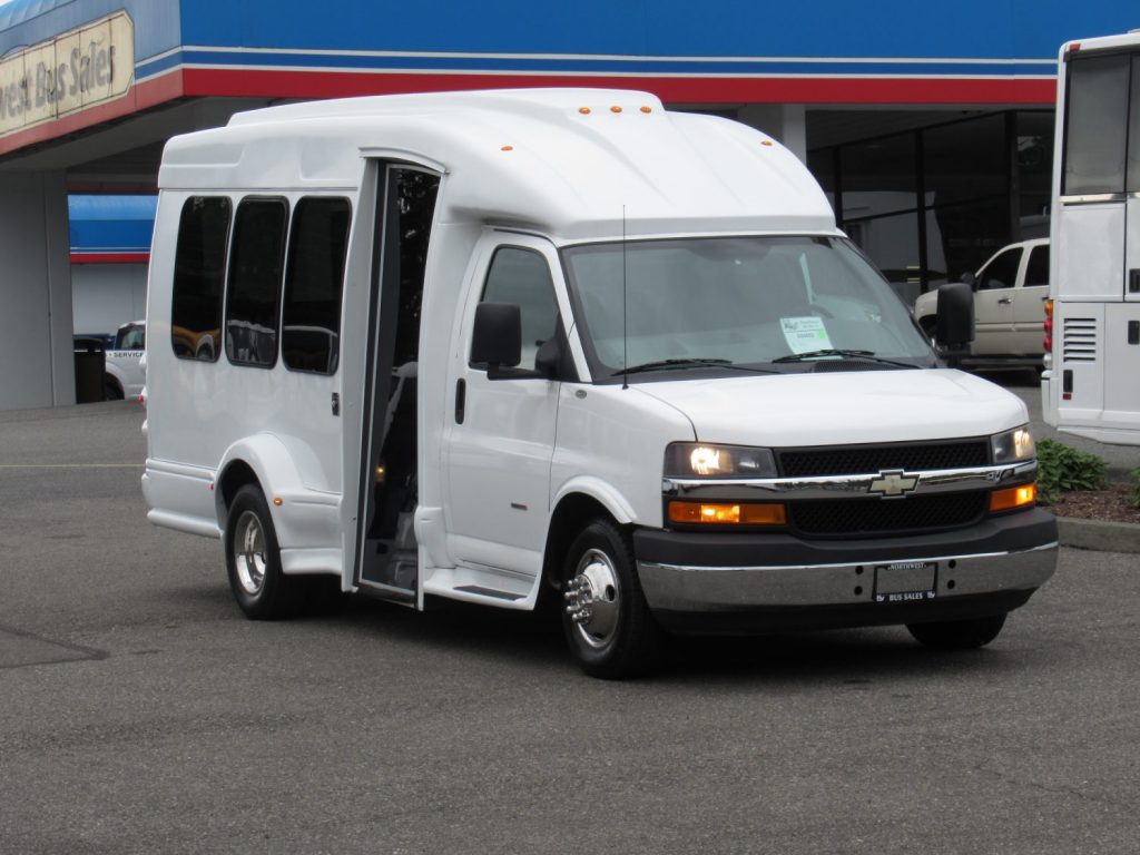 2010 Chevrolet Turtle Top 14 Passenger Shuttle Bus - S80602 | Northwest ...