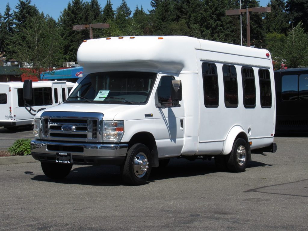 2008 Ford Startrans 12 Passenger ADA Shuttle Bus - S26418 | Northwest ...