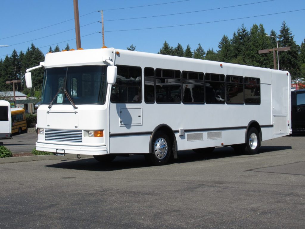 2001 Freightliner StarTrans President 33 Passenger Shuttle Bus - S92483 ...