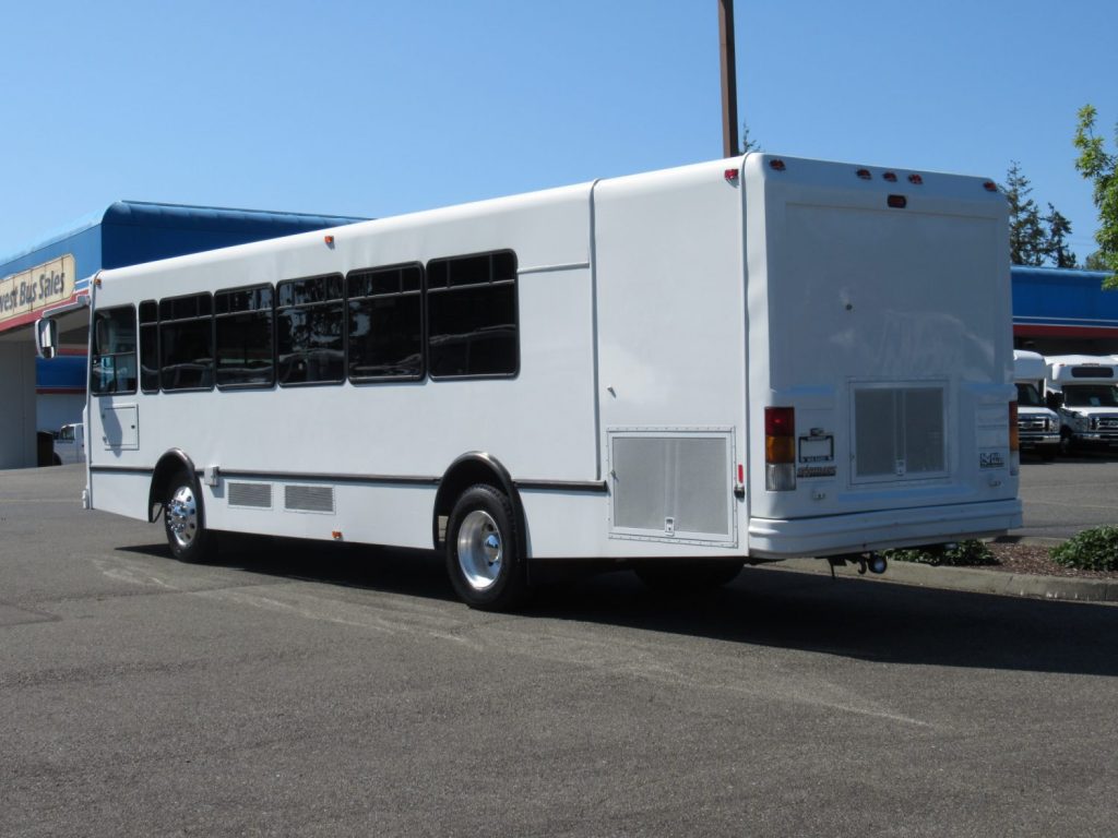 2001 Freightliner StarTrans President 33 Passenger Shuttle Bus - S92483 ...
