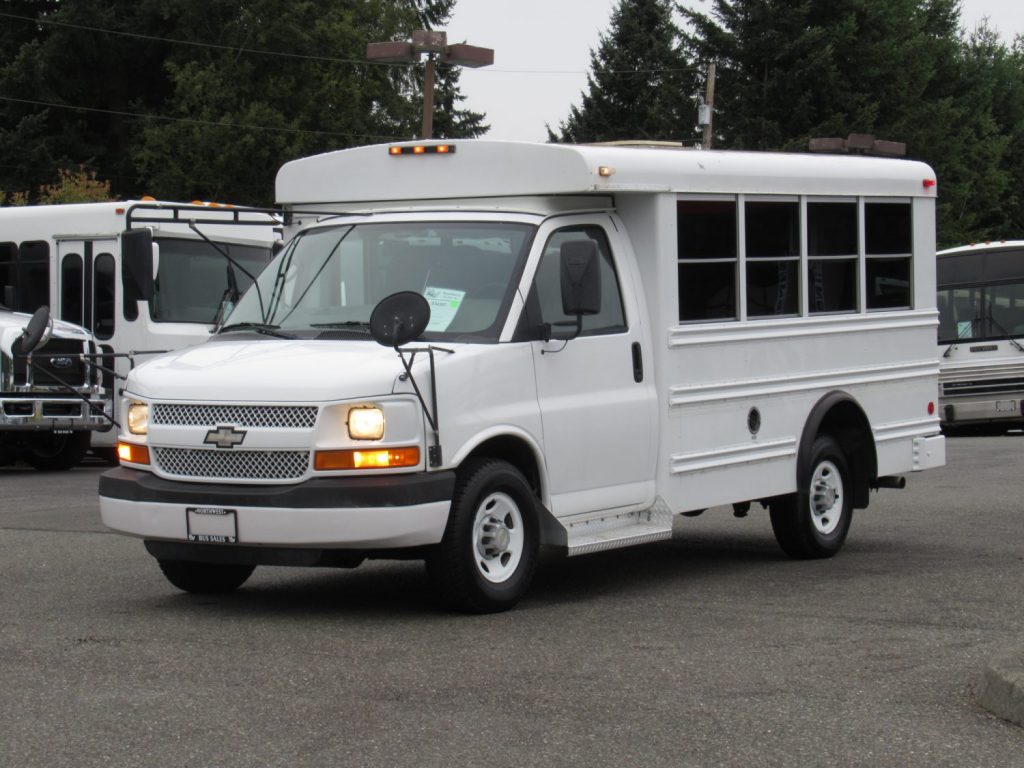 2006 Chevrolet Collins Bantam 9 Passenger MFSAB - B33942 | Northwest ...