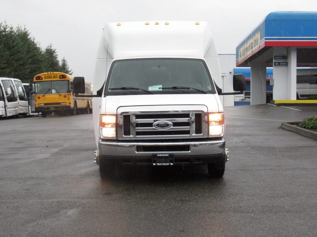 2012 Ford Federal S27 24 Passenger + Rear Luggage Shuttle Bus - S96221 ...