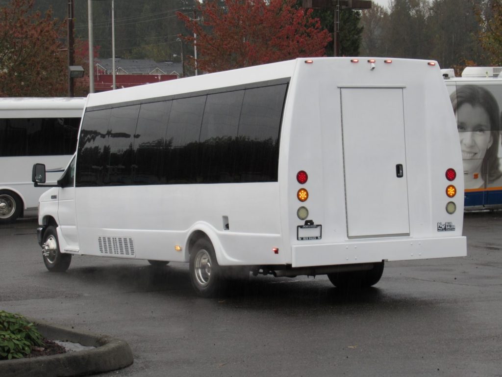 2012 Ford Federal S27 24 Passenger + Rear Luggage Shuttle Bus - S96221 ...