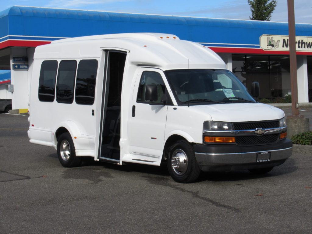 2011 Chevrolet Turtle Top 13 Passenger Shuttle Bus - S17060 | Northwest ...