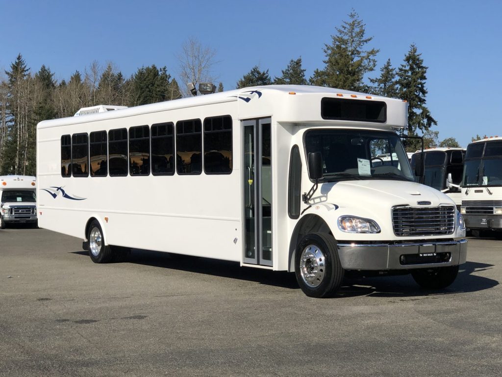 2020 Freightliner Starcraft Allstar XL 36 Passenger + Rear Luggage ...