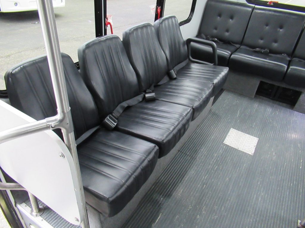 2016 Ford Eldorado Aerotech 14 Passenger Interior Luggage Shuttle Bus ...