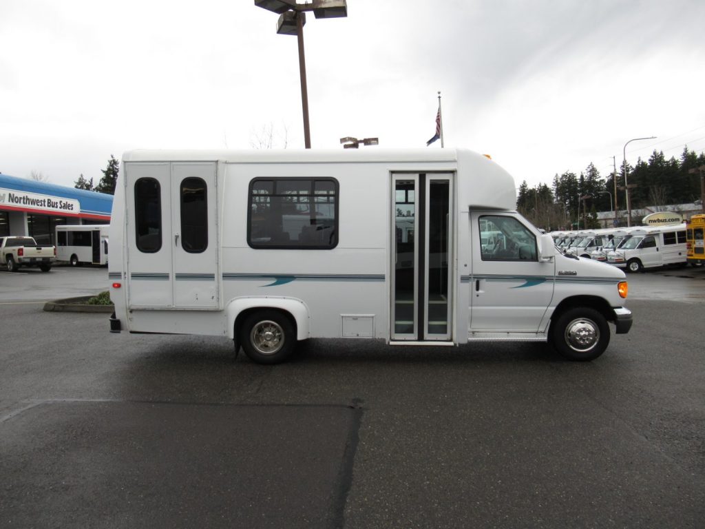 2007 Ford Ameritrans 11+2 ADA Shuttle Bus - S46726 | Northwest Bus ...