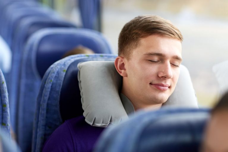 4 Tips for Sleeping on a Bus