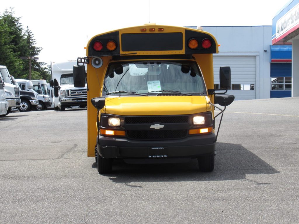 2009 Chevrolet Thomas Minotaur 12 Passenger & 1 Wheelchair - B13155 ...