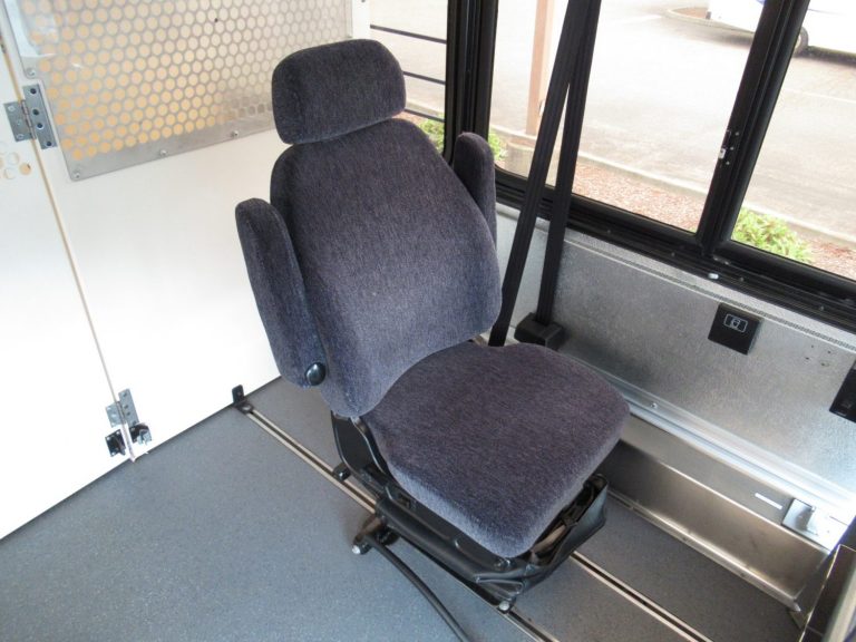 2005 MCI D4000 Prison Bus - 47 Inmates + 3 Solitary + 2 Guards Prison ...