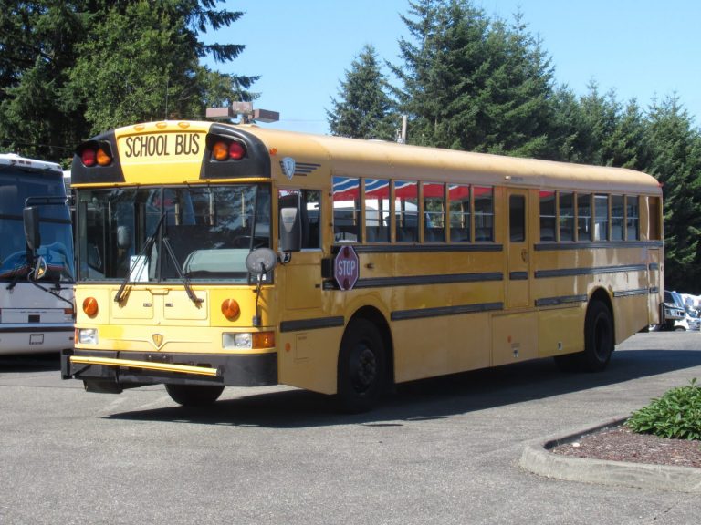 2005 IC RE-300 78 Passenger School Bus - B82272 | Northwest Bus Sales, Inc