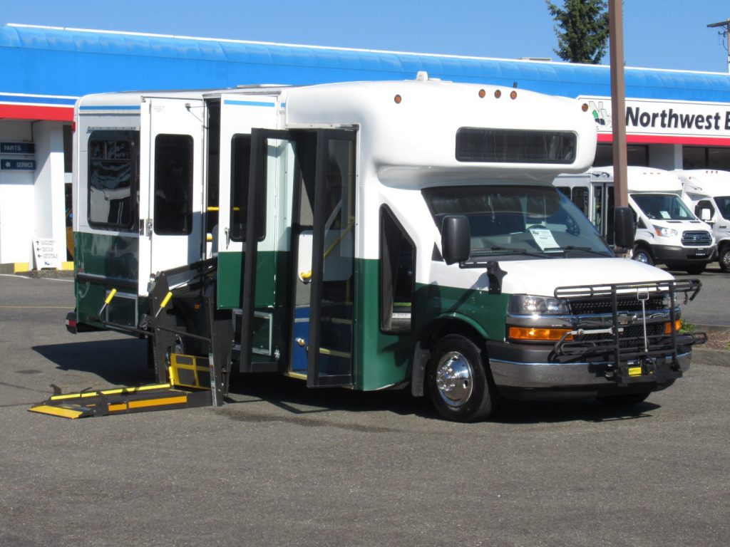 2012 Chevrolet Startrans 14 Passenger ADA Shuttle Bus - S00900 ...