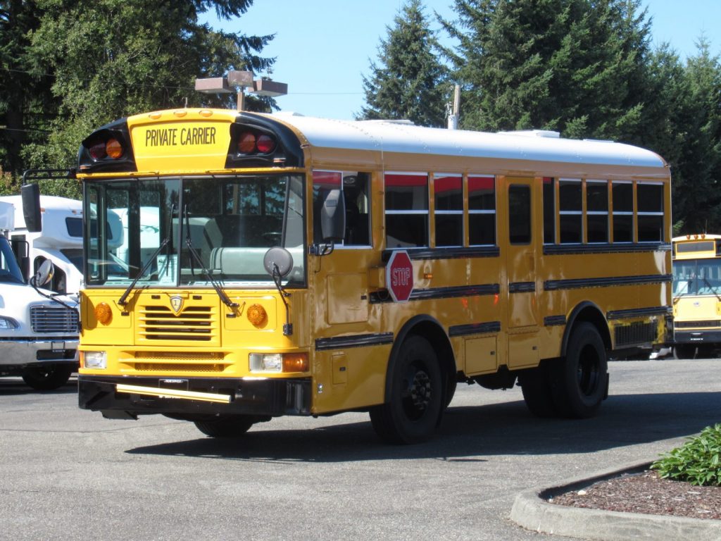 2008 IC FE 300 9 Row - 53 Kids / 35 Adults Short School Bus - B65102 ...