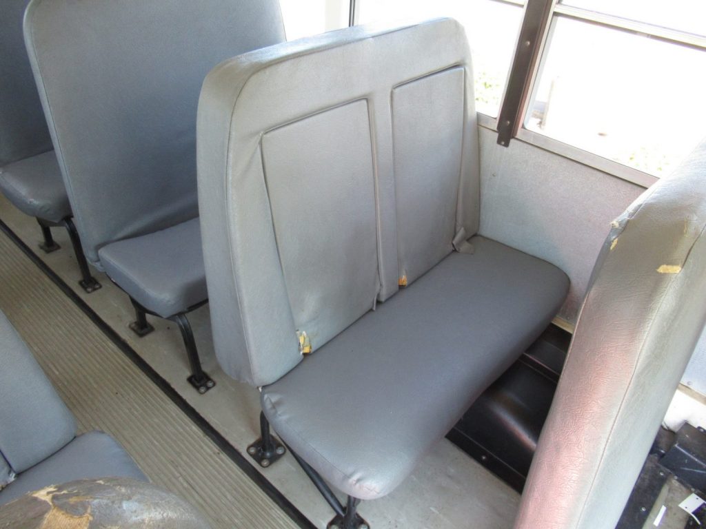 2008 IC FE 300 9 Row - 53 Kids / 35 Adults Short School Bus - B65102 ...