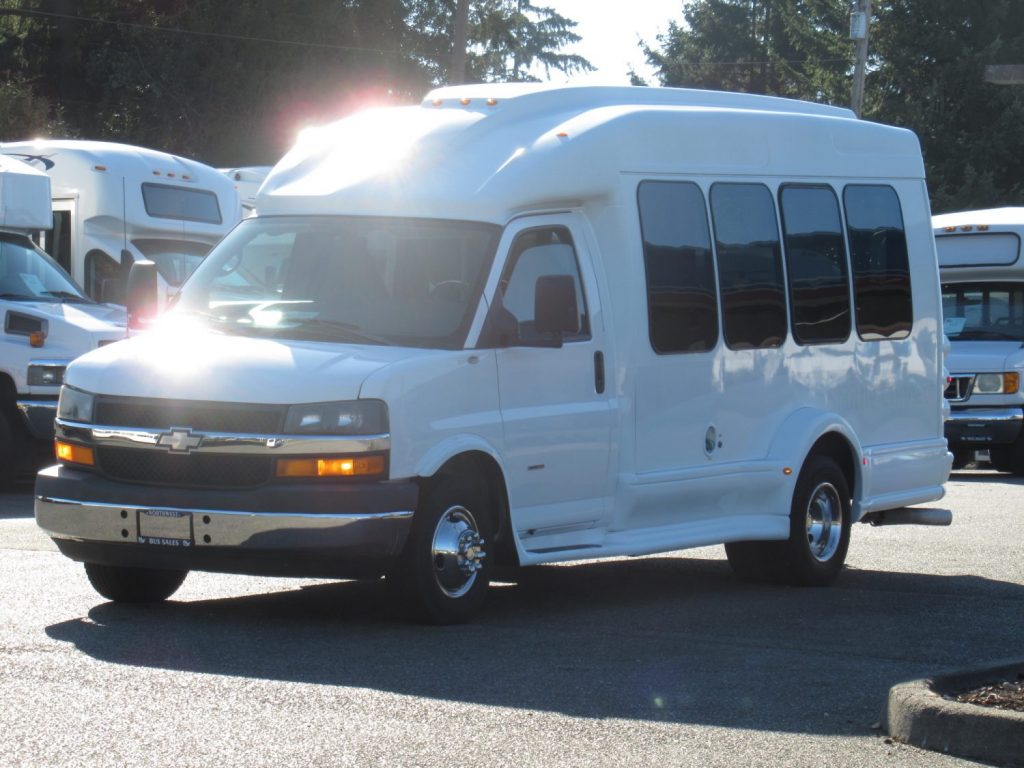 2009 Chevrolet Turtle Top 14 Passenger Shuttle Bus - S35925 | Northwest ...