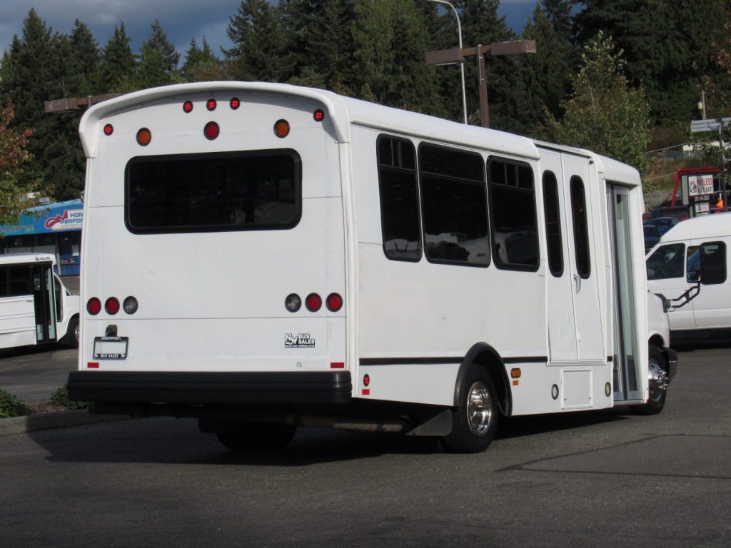 2012 Chevrolet Champion 15 Passenger + 2 Wheelchair ADA Shuttle ...