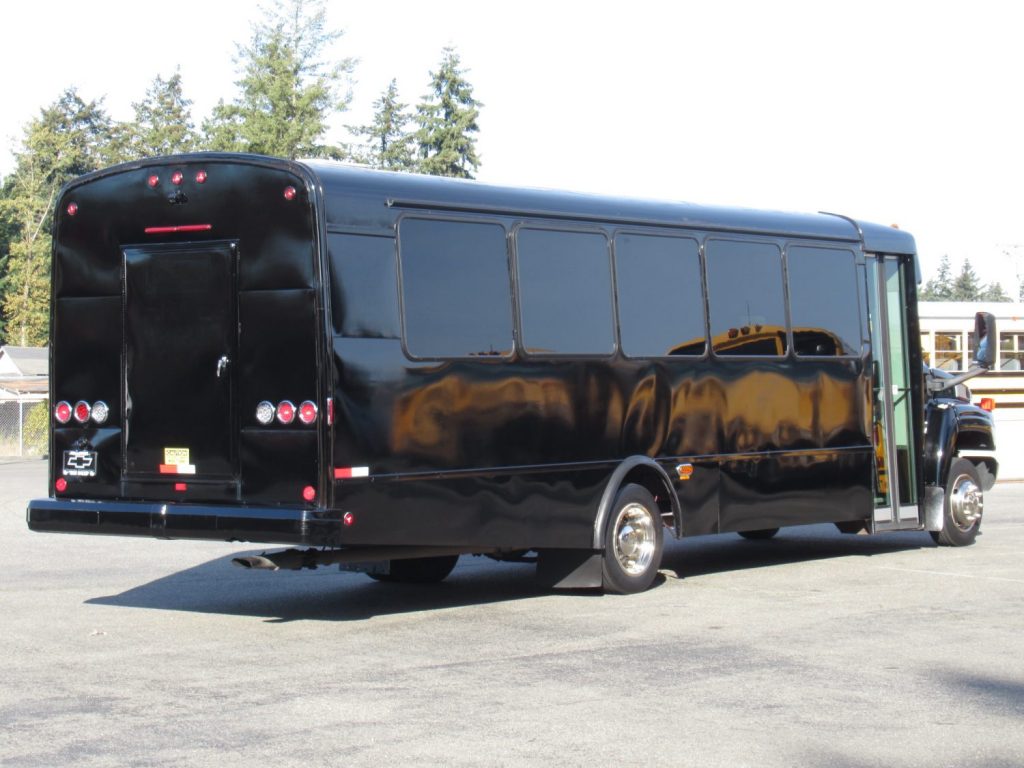 2007 Chevrolet Champion Party Bus 24-28 Passenger - S22562 | Northwest ...