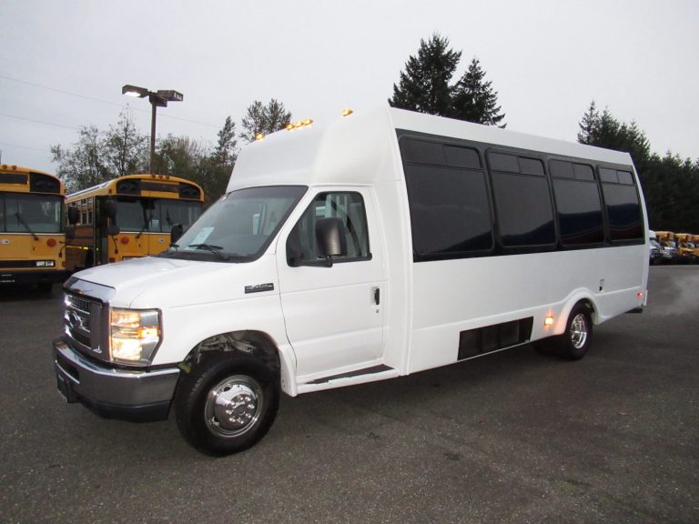 2010 Ford Federal 20 Passenger + Rear Luggage Shuttle Bus - S62898 ...