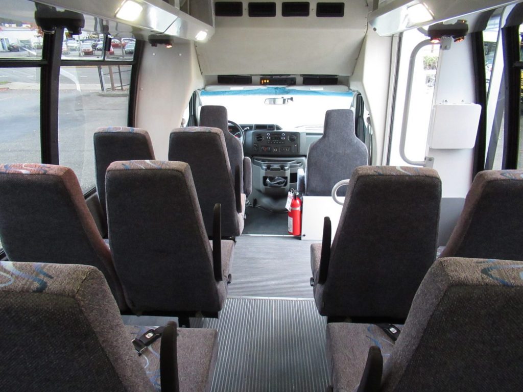 2010 Ford Federal 20 Passenger + Rear Luggage Shuttle Bus - S49190 ...