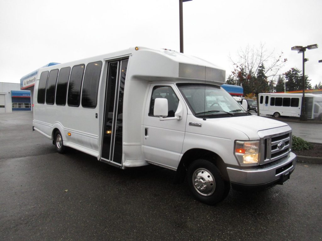 2008 Ford Turtle Top Odyssey 22 Passenger + Rear Luggage Shuttle Bus ...