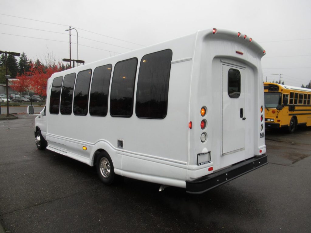 2008 Ford Turtle Top Odyssey 22 Passenger + Rear Luggage Shuttle Bus ...