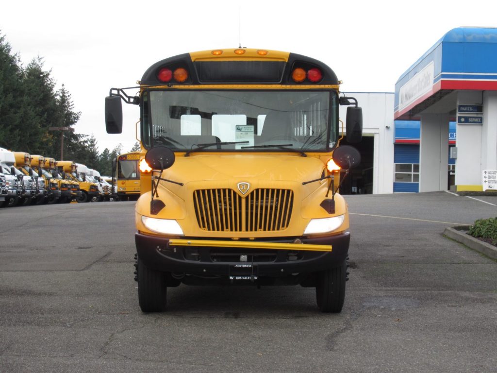 2006 IC CE-300 71 Passenger Conventional School Bus - B11820 ...