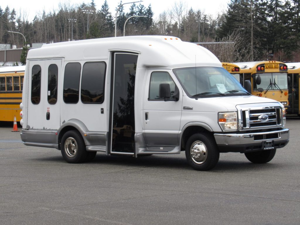 2008 Ford Turtle Top Van Terra 11 Passenger Shuttle Bus - S96411 ...
