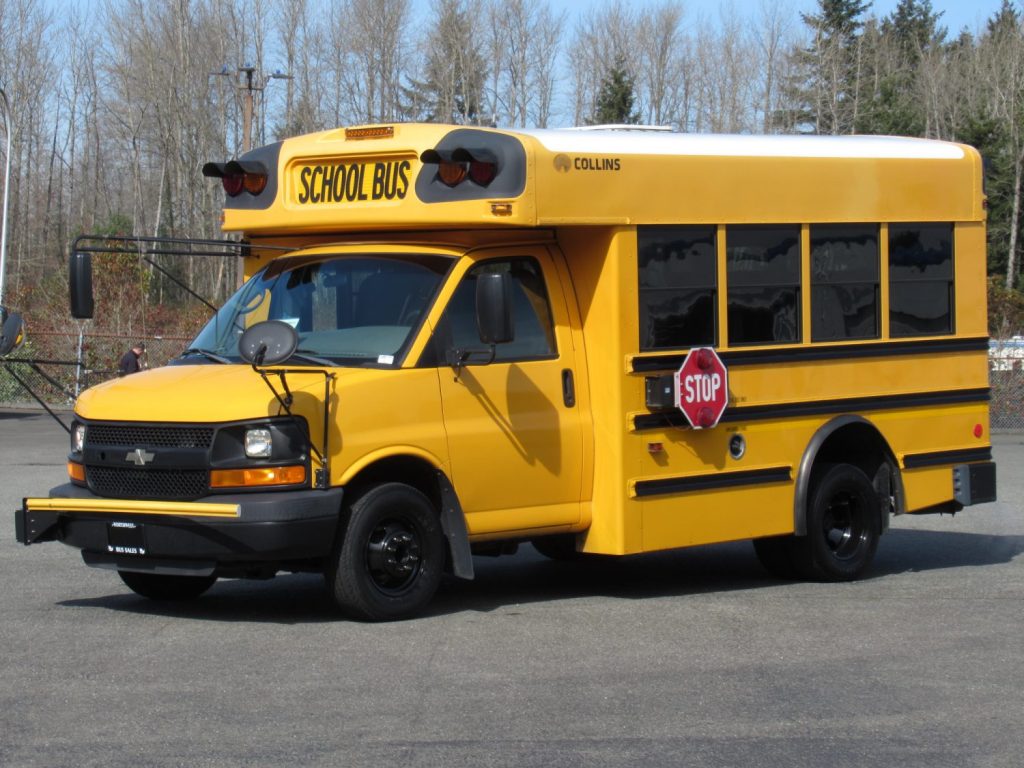 2009 Chevrolet Collins Super Bantam 23 Passenger School Bus - B23999 ...