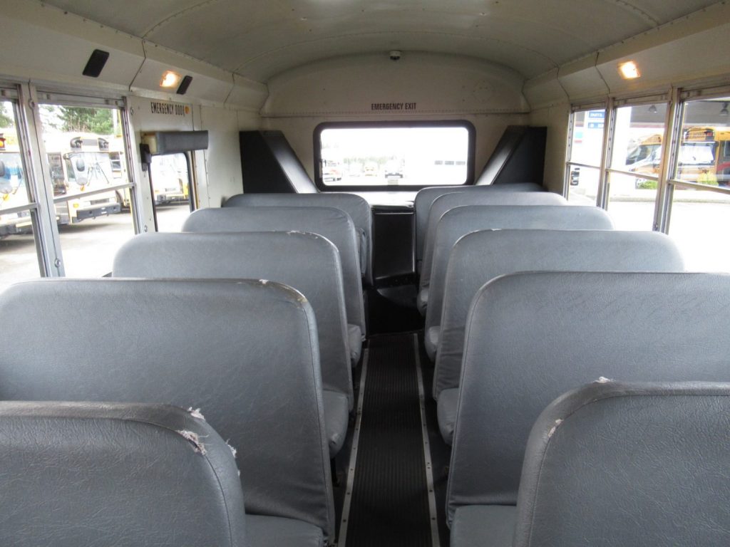 2004 International RE-300 81 Passenger School Bus - B60832 | Northwest ...