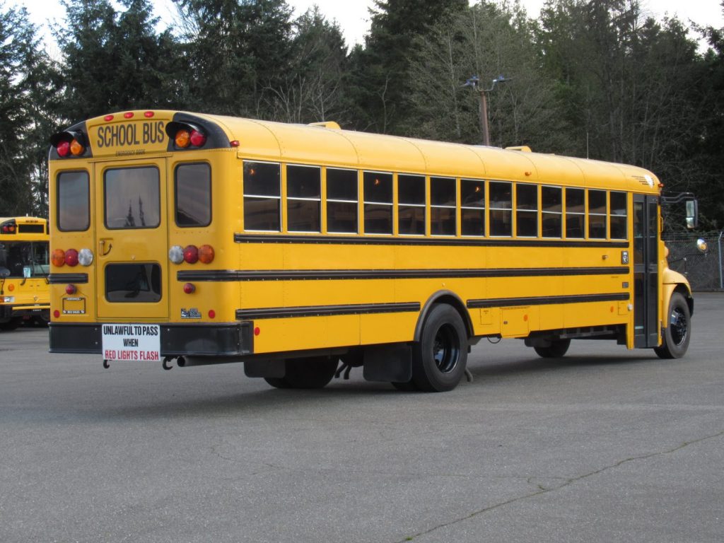 2005 International CE-300 71 Passenger Conventional School Bus - B75506 ...