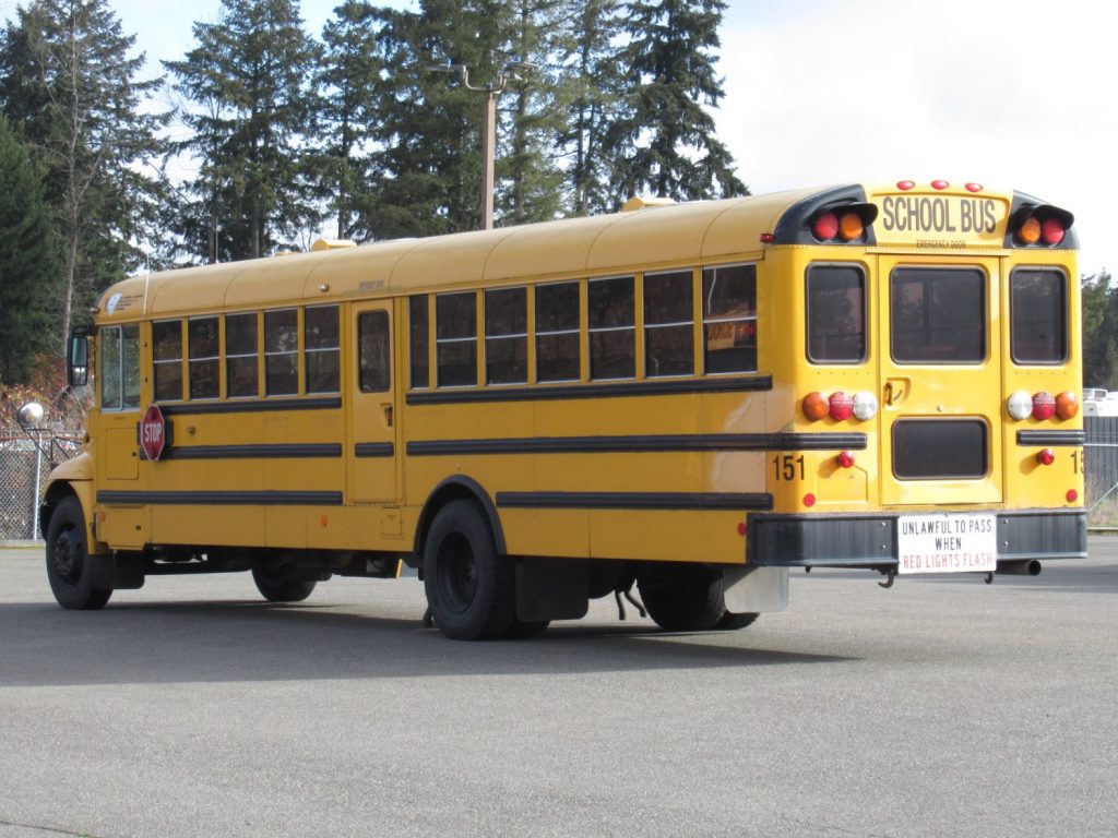 2005 International CE-300 71 Passenger Conventional School Bus - B75503 ...