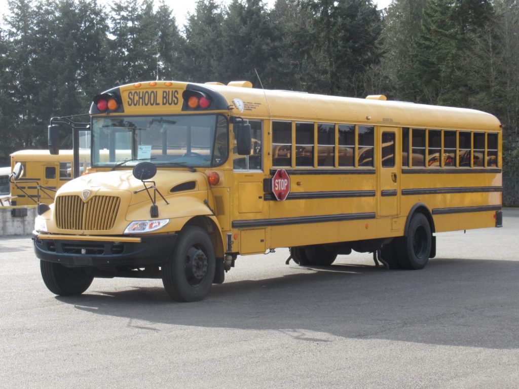 2005 International CE-300 71 Passenger Conventional School Bus - B75503 ...