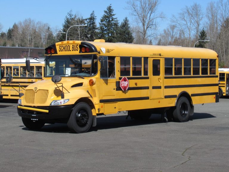 2005 IC CE-200 22+2 ADA School Bus - B87798 | Northwest Bus Sales, Inc