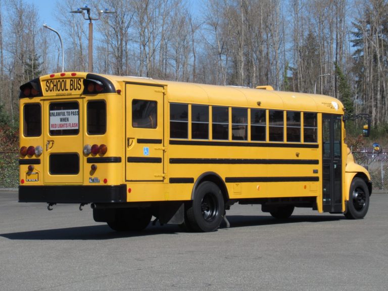 2005 IC CE-200 22+2 ADA School Bus - B87798 | Northwest Bus Sales, Inc