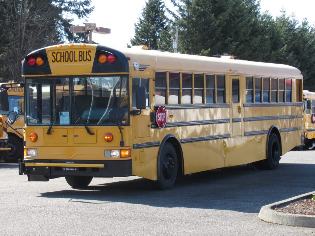 2005 International RE-300 72 Passenger School Bus - B87819 | Northwest ...