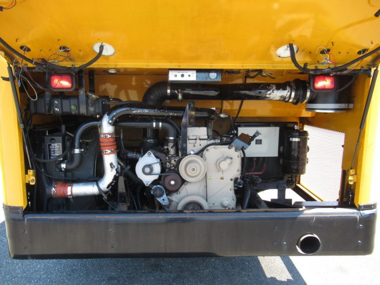 2001 Blue Bird All American 84 Passenger School Bus - B00847 ...