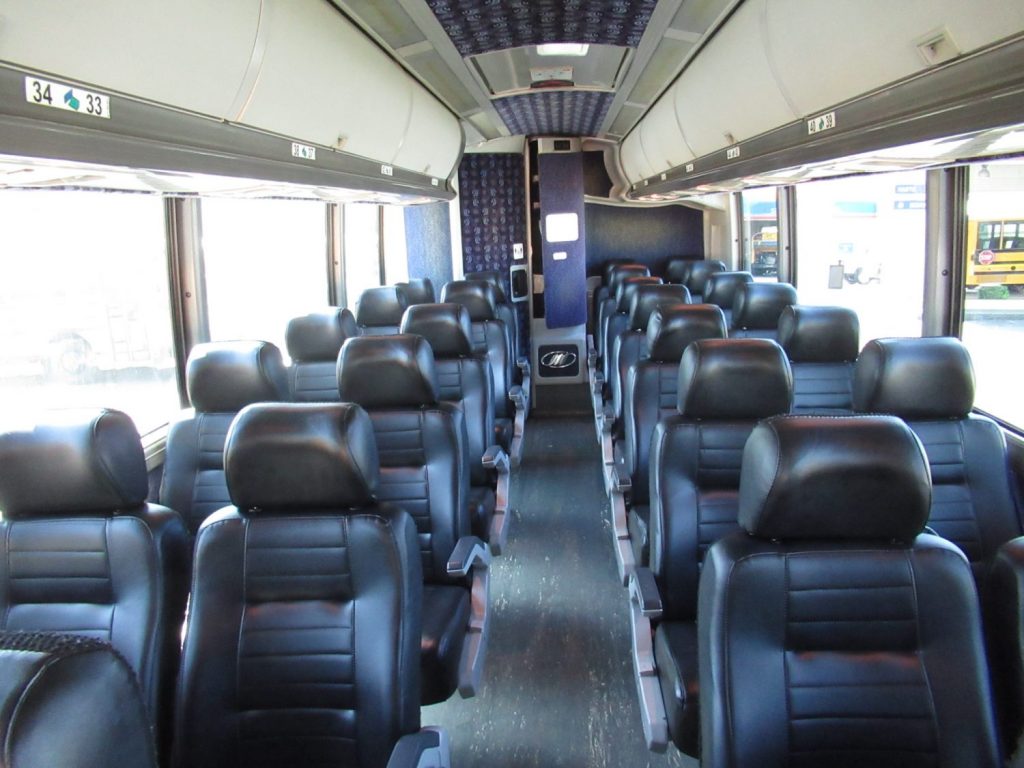 2007 MCI J4500 56 Passenger Motorcoach - C63922 | Northwest Bus Sales, Inc