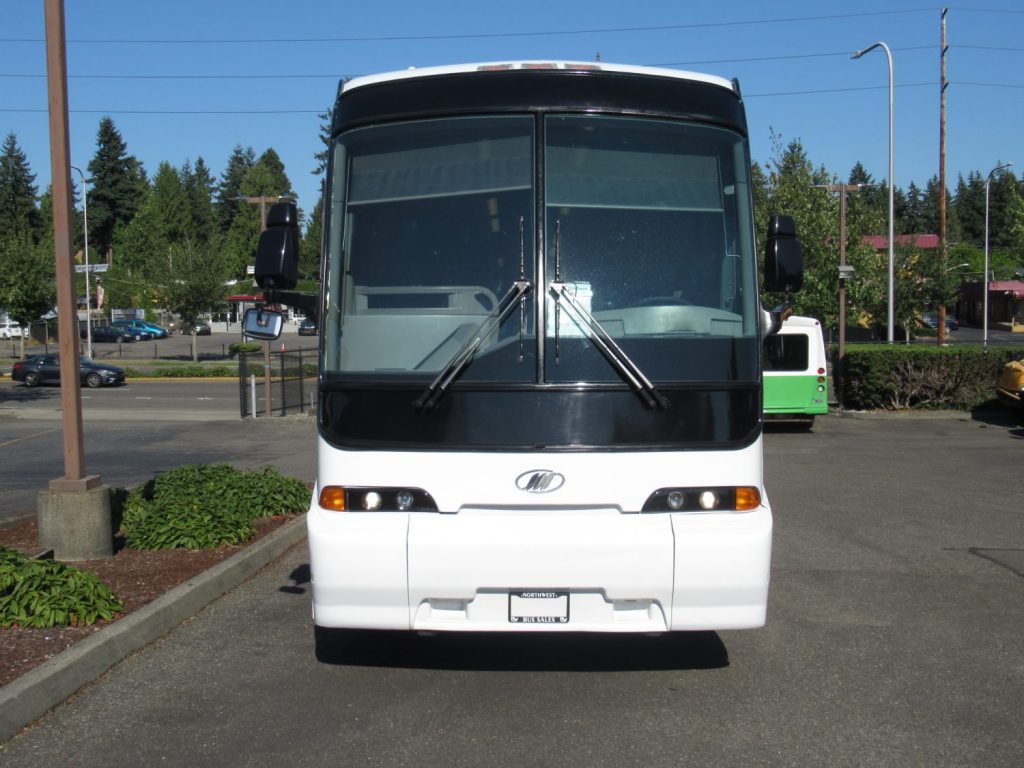 2004 MCI E4500 56 Passenger Motorcoach - C62461 | Northwest Bus Sales, Inc