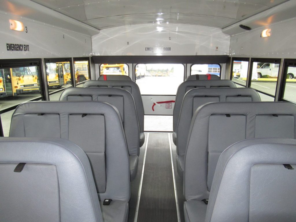 2007 Chevrolet Collins Super Bantam 20 Passenger School Bus - B33305 ...