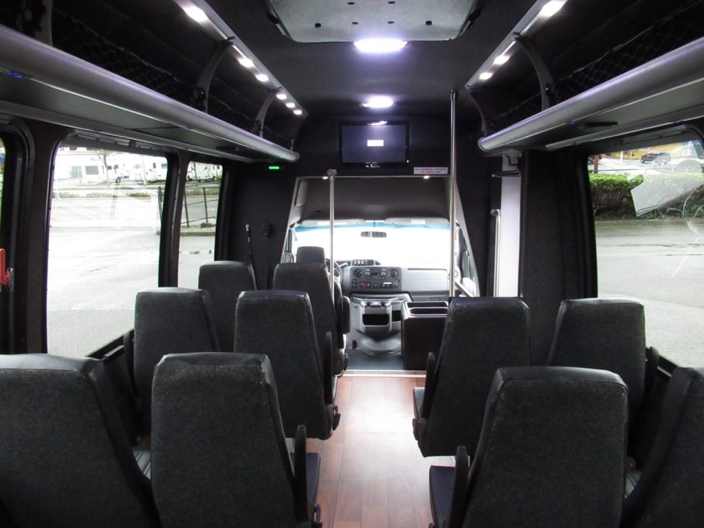 2014 Ford Ameritrans 23 Passenger + Rear Luggage Shuttle Bus - S00096 ...