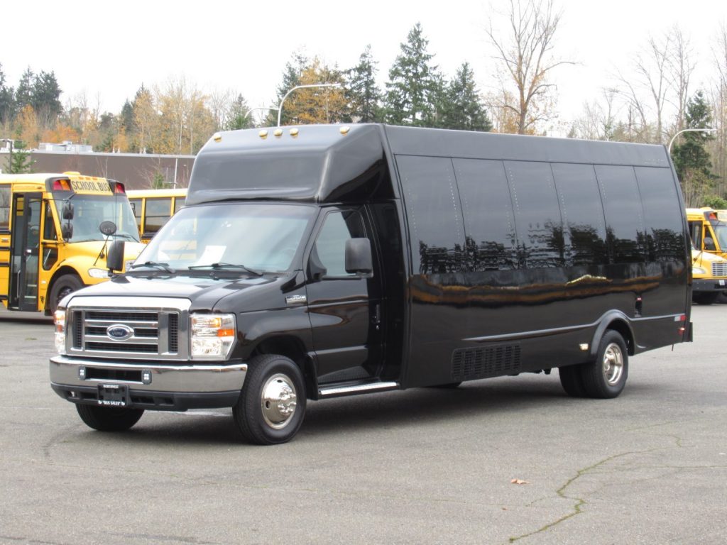 2013 Ford Federal Spirit 27 Limo Bus Party Bus - S06127 | Northwest Bus ...