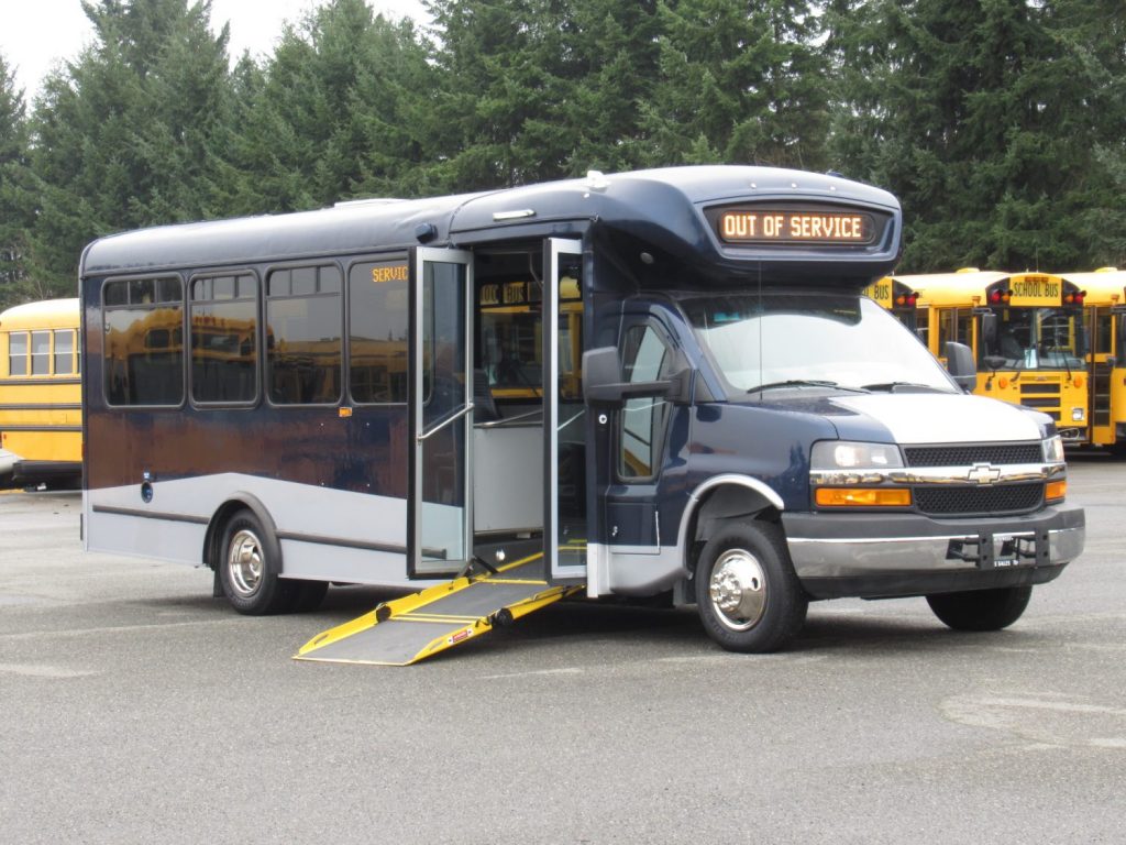 2015 Chevrolet Arboc Spirit of Mobility 19 Passenger ADA Shuttle Bus ...